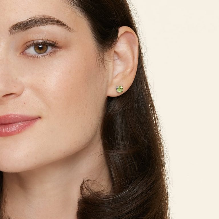 August Birthstone | History & Meaning of Peridot, Spinel, Sardonyx