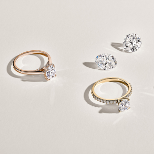 How to Tell if a Diamond is Real | 12 Diamond Tests