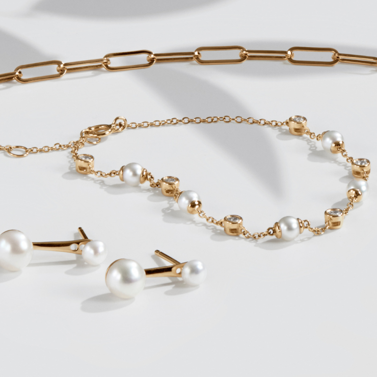 How to Tell if Pearls Are Real | 7 Pearl Tests