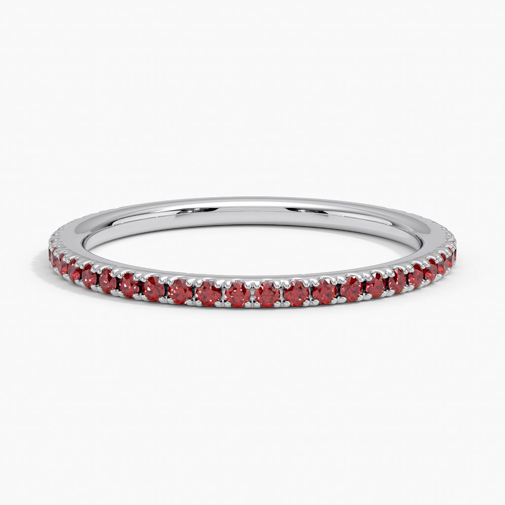January Birthstone | Garnet Birthstone Color & Meaning