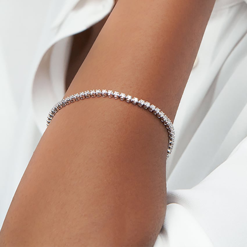 18K White Gold 7 in. Diamond Tennis Bracelet 2 ct. tw