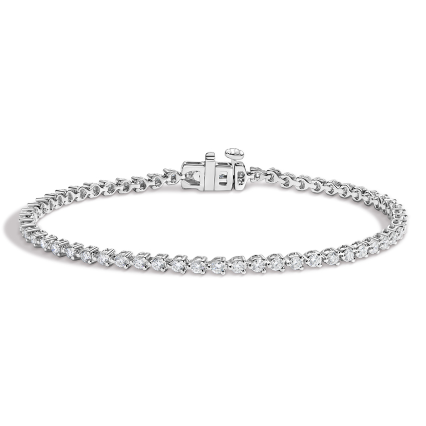 18k White Gold Three Prong Diamond Tennis Bracelet Seven Carats