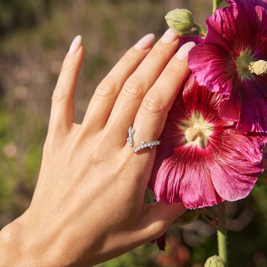 Logan Hollowell Briar Lab Diamond Open Ring