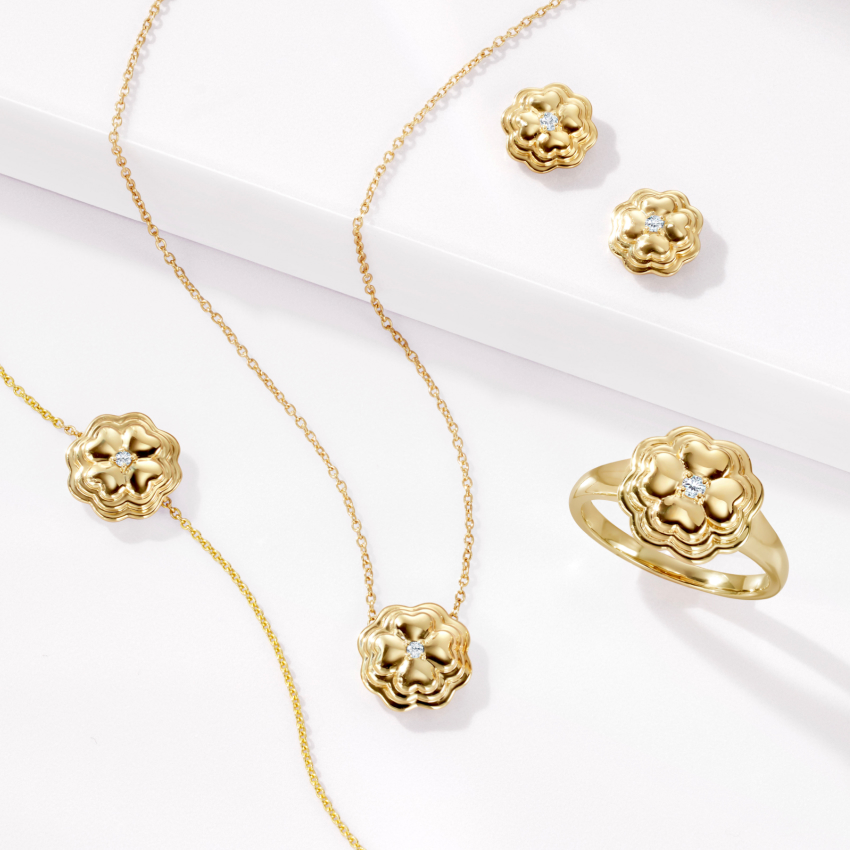 Clover Lab Diamond Pendant Necklace in 14K Yellow Gold